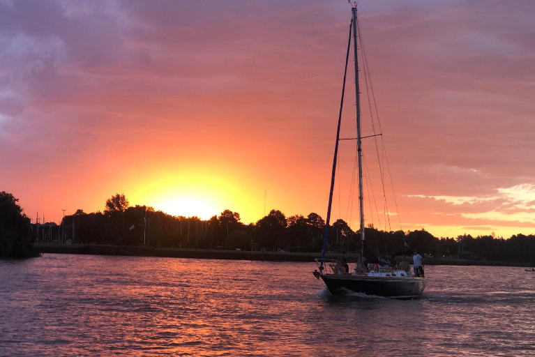 Regalá Recorrido en velero por el delta - Regalos Bigbox